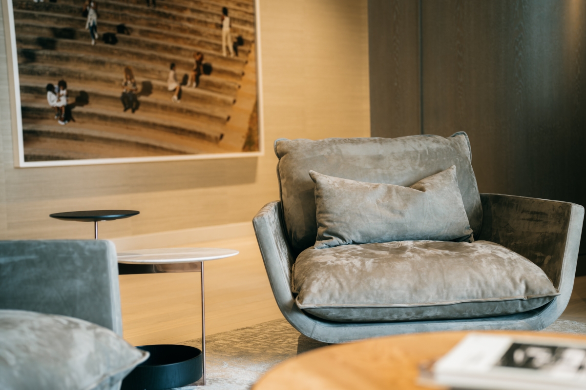 Contact | Strand Dev