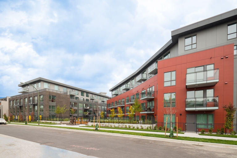 Strand Dev | The Victoria